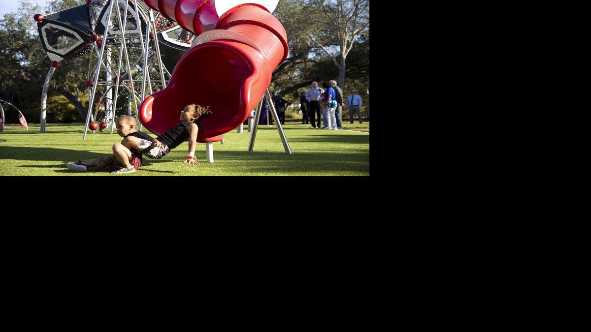 Discover Roberto Clemente Park's brand new playground | Lee County ...