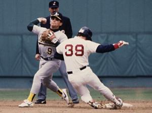 Mike Greenwell, Boston Red Sox Star, Dies At Age 62 | Lee County ...