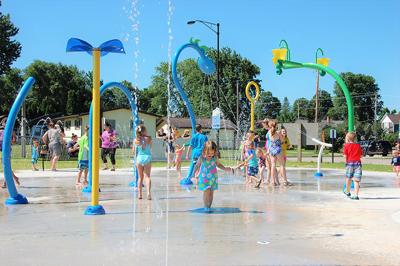 Sahuarita moves ahead on plans for splash pad, but it's still two years ...