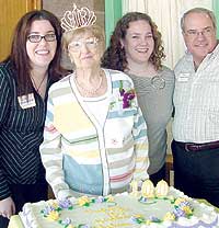 Thelma Anderson celebrates a century in fine style | Local News Stories ...