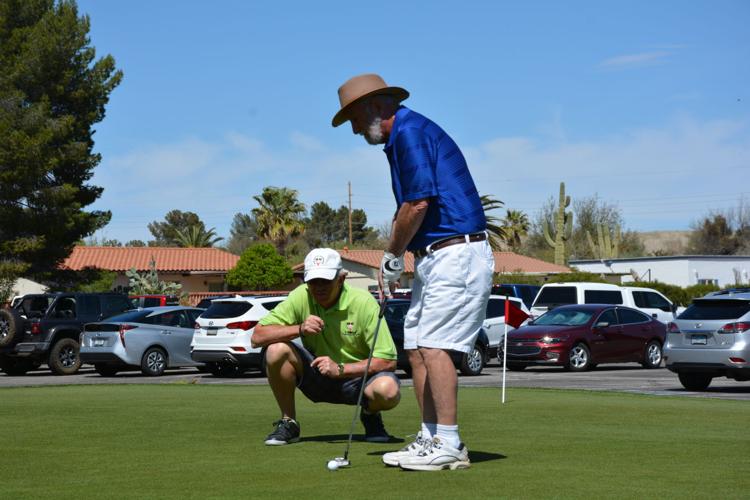 Volunteers make blind golf tournament happen | | gvnews.com