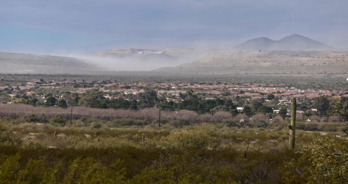 PDEQ inspector at Sierrita Mine after mine dust blows | Local News ...