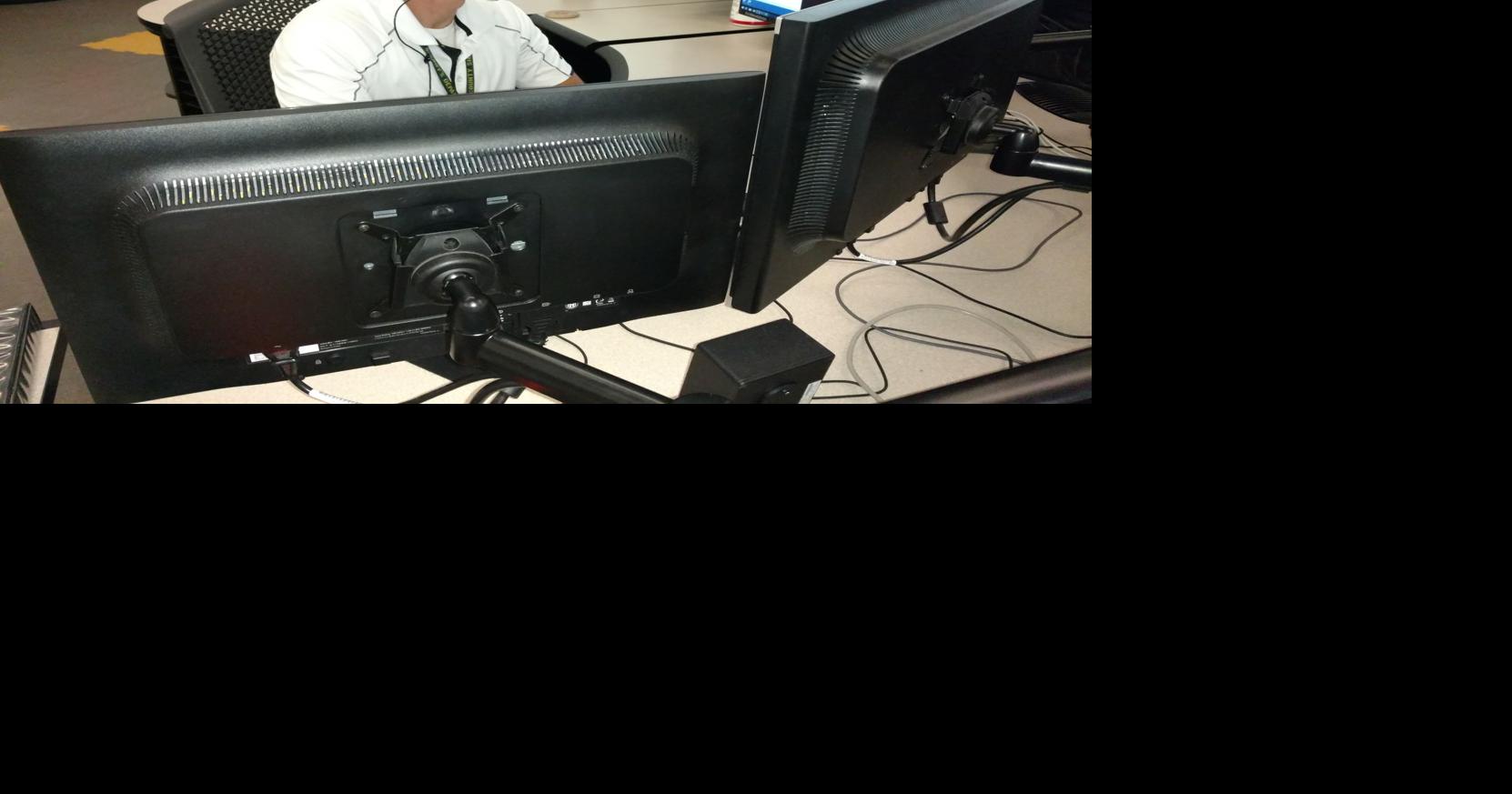 911: Call takers, dispatchers share joy, stress of the job | Local News ...