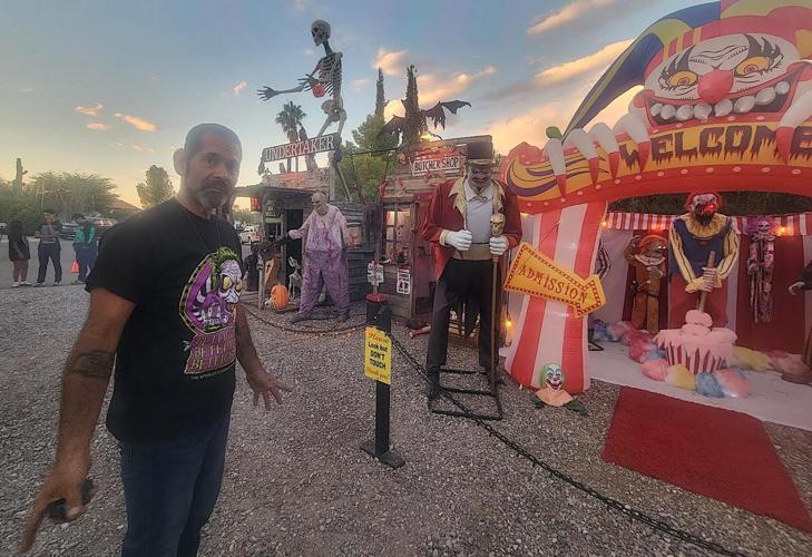 Sahuarita man goes big for Halloween, brings back Christmas | Get Out ...