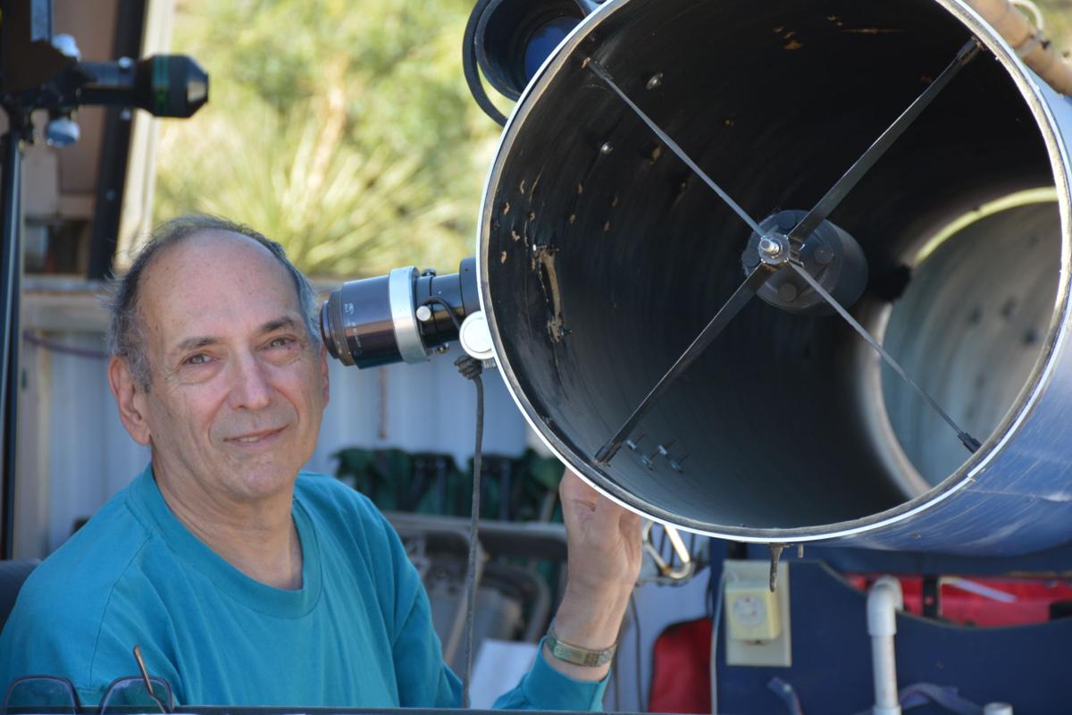 Noted comet hunter brings his story to Green Valley | Local News ...
