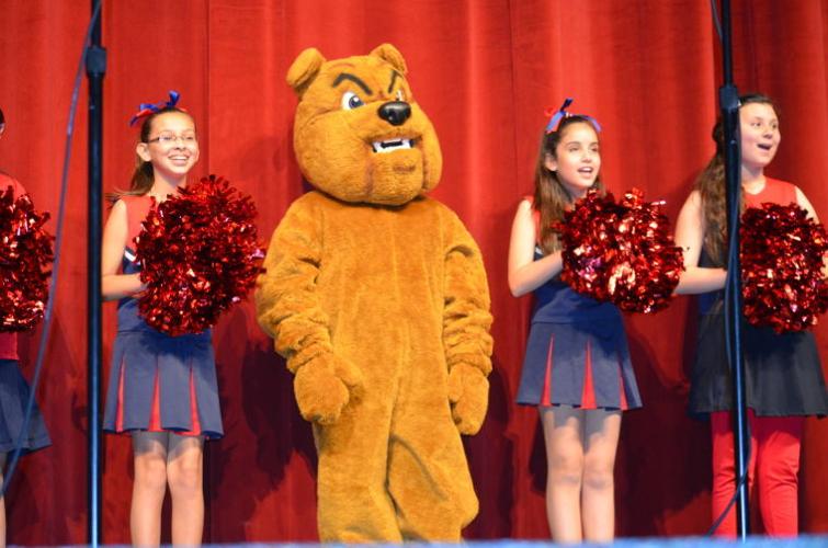 SUSD thanks the White Elephant | Gallery | gvnews.com