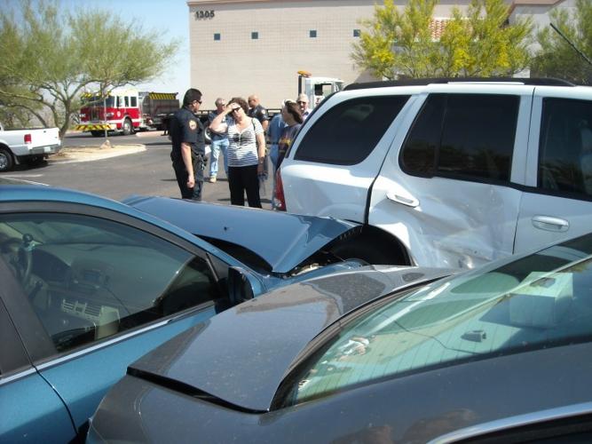 UPDATED: 8-vehicle accident at Safeway parking lot | Sahuarita Sun ...