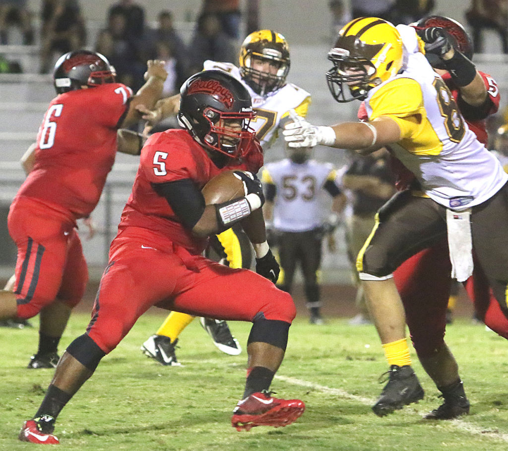 Hanford Golden West football | Gallery | hanfordsentinel.com