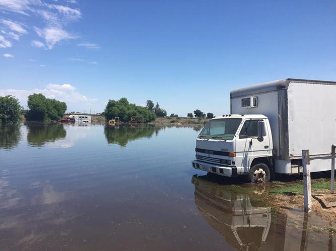 Kings River floods Riverland Resort | Local News | Selma / Kingsburg ...