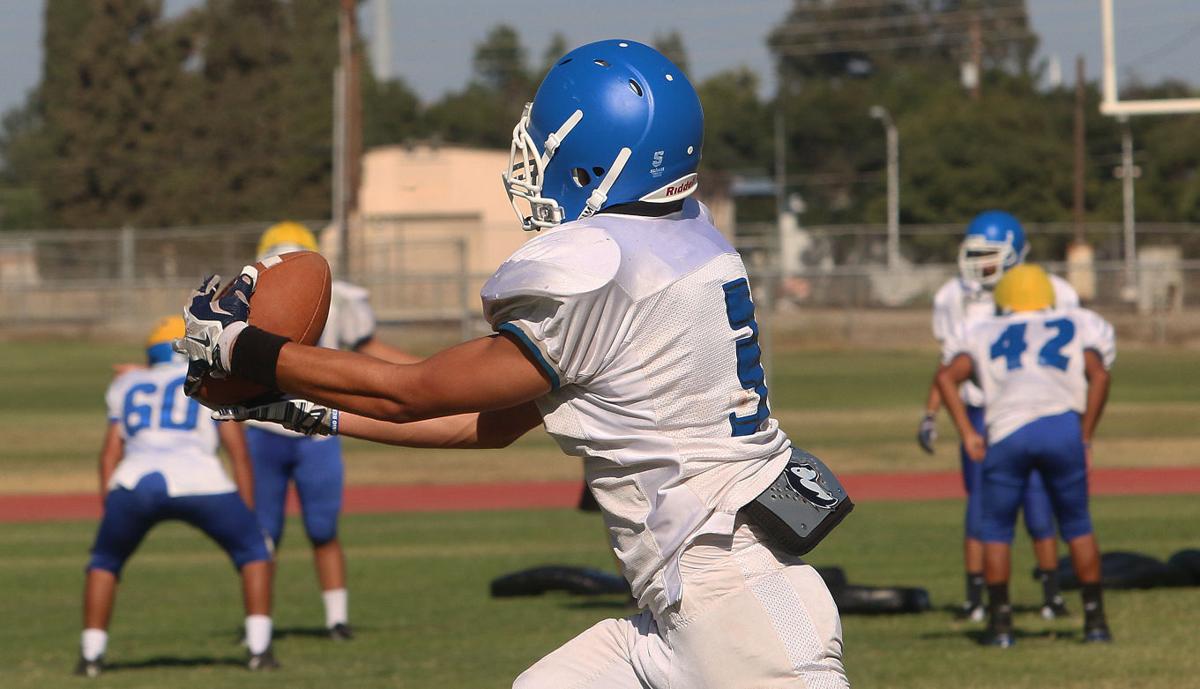 Hanford West football preview: Huskies ready to compete | Local ...