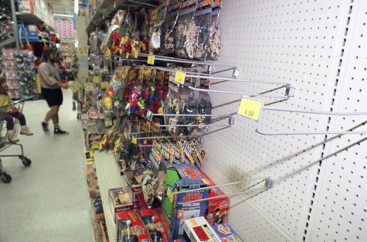 700 empty Toys 'R' Us stores. Who's going to fill them? | National News ...