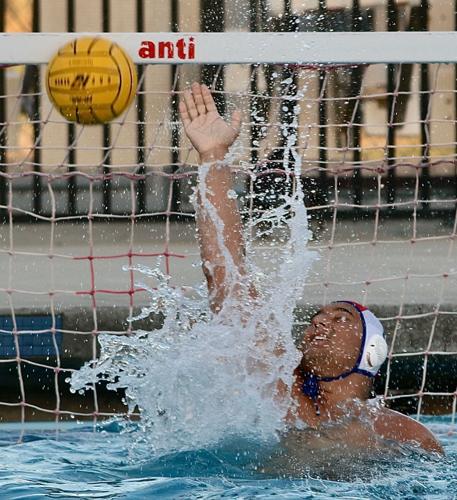 Lemoore water polo beats Huskies, 23-7 | Local Sports | hanfordsentinel.com