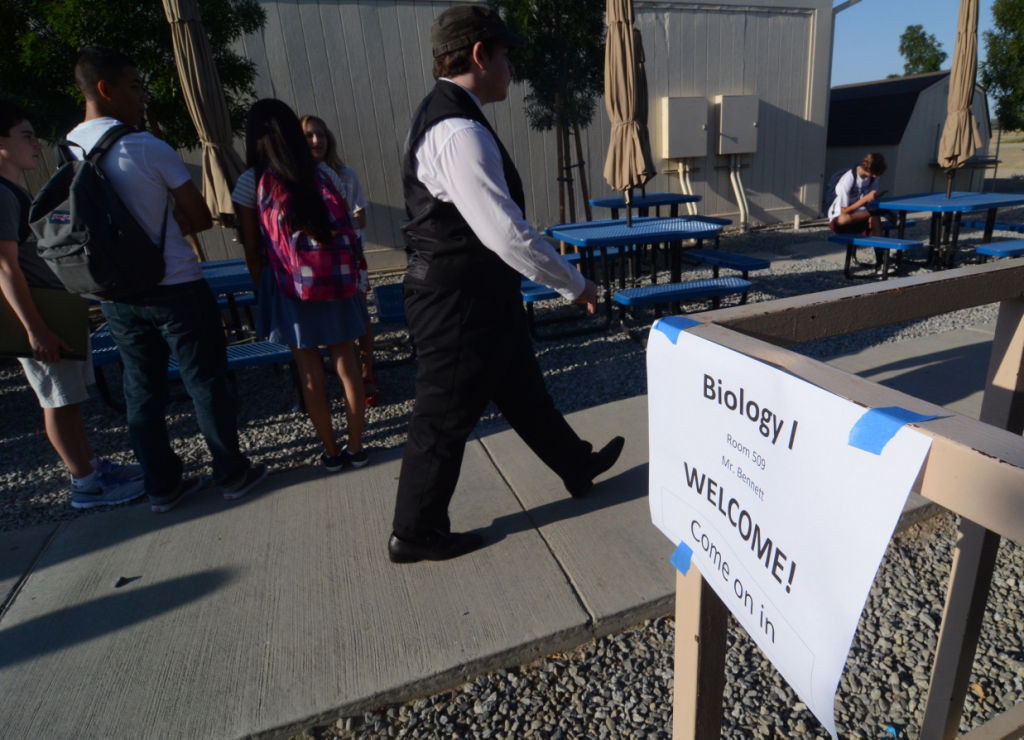 Lemoore Middle College High School Begins | Gallery | hanfordsentinel.com