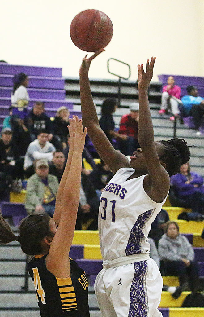 Lemoore girls basketball | Gallery | hanfordsentinel.com