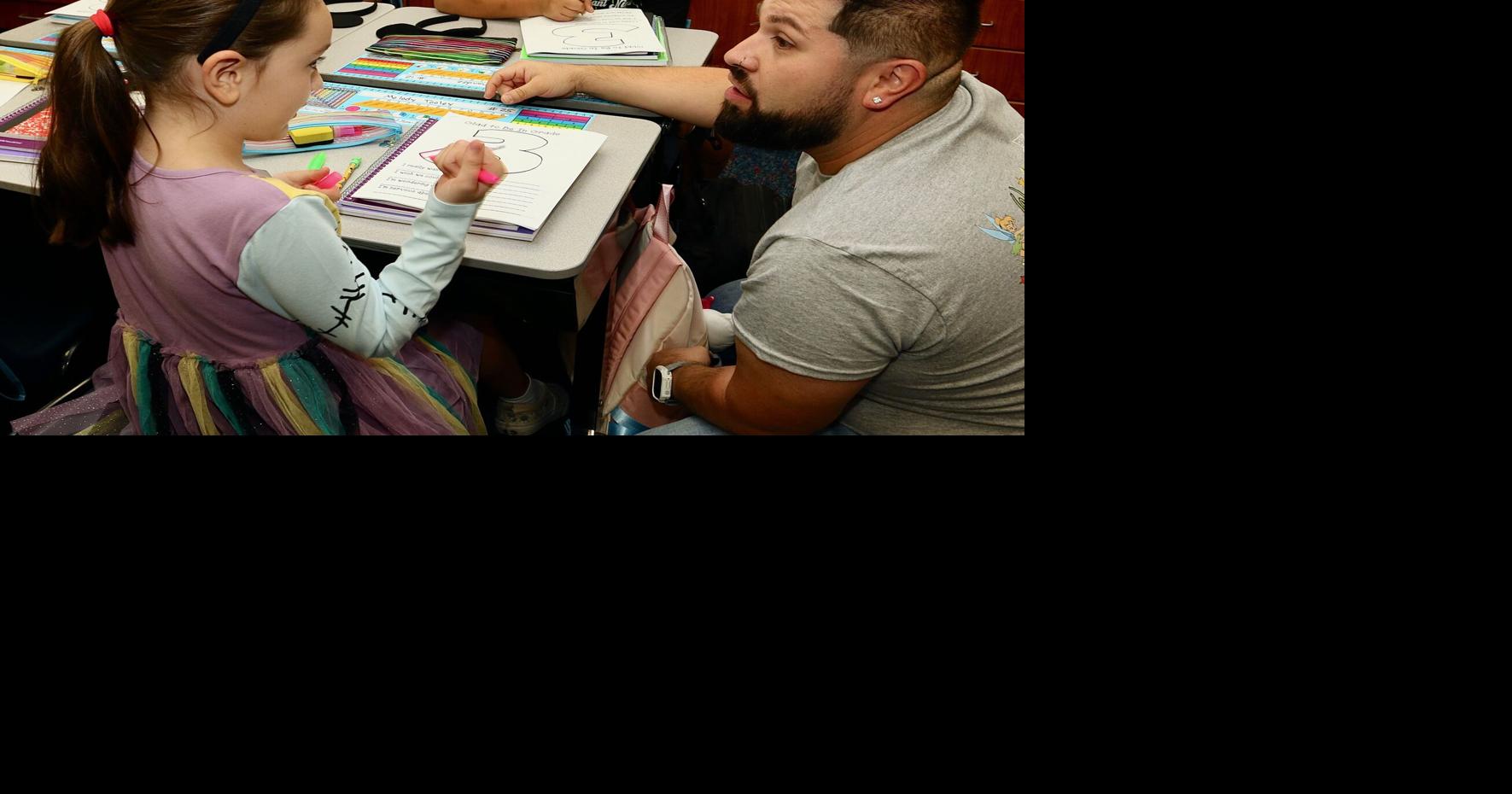 Kids begin school year at Frontier Elementary | Local News ...