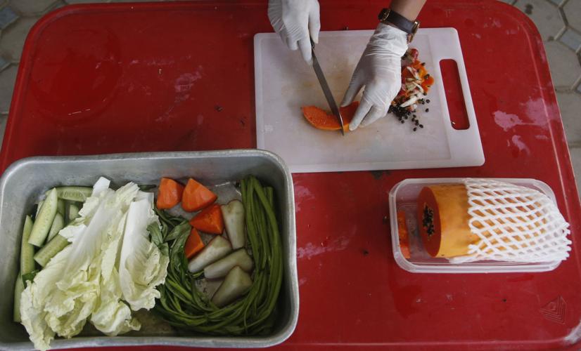 Meet 'Uncle Fat,' Thailand's chunky monkey who's going on a diet ...