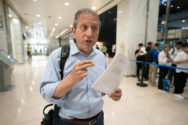 NY's 10th District: Brad Lander leads Rep. Dan Goldman by huge 34% ...