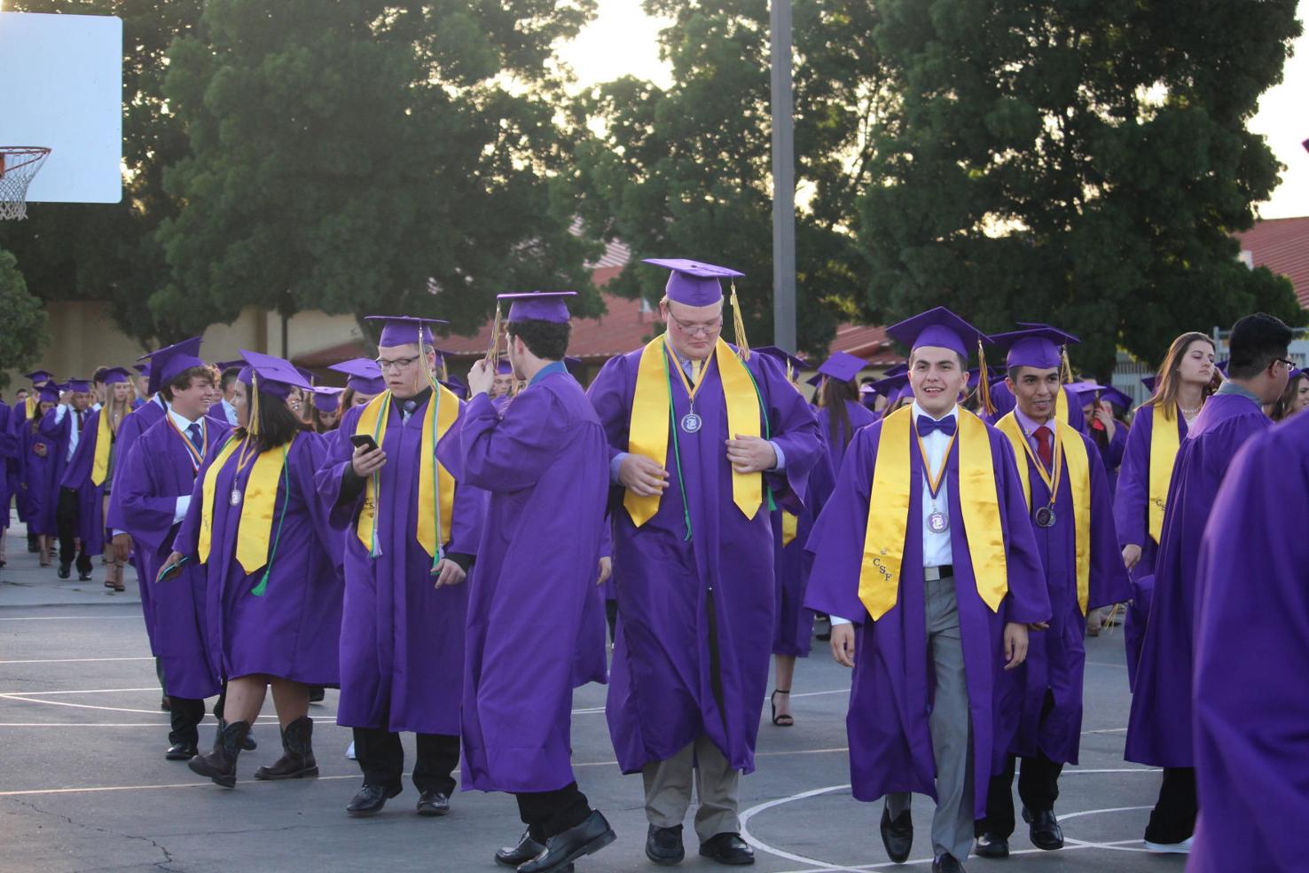 Graduation photos: Lemoore High School | Gallery | hanfordsentinel.com