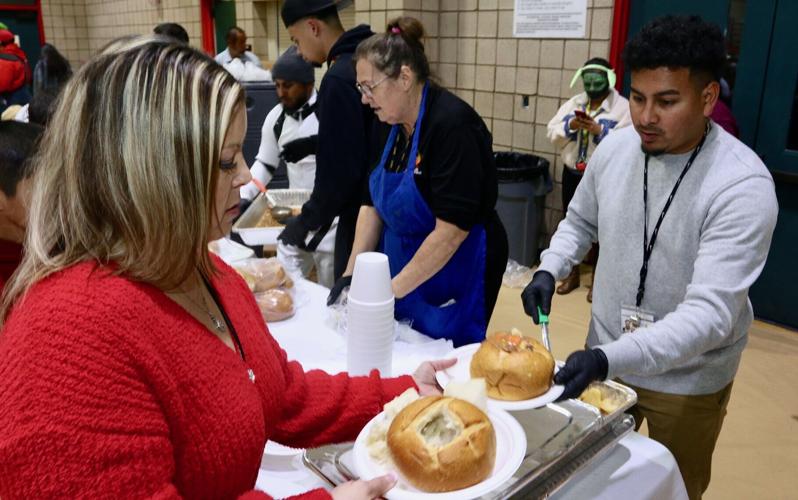Santa Rosa Rancheria residents enjoy movie-themed Christmas parade ...