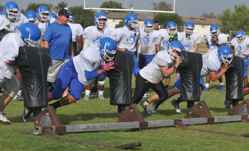Hanford West Football Practice | Gallery | hanfordsentinel.com