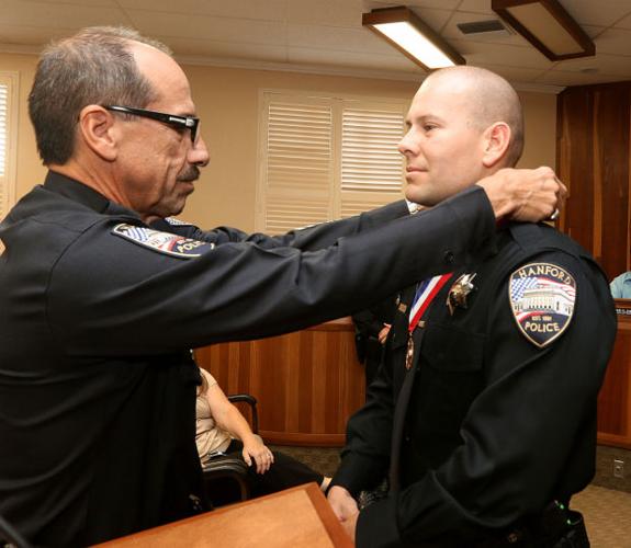 Hanford police receive medals | Gallery | hanfordsentinel.com