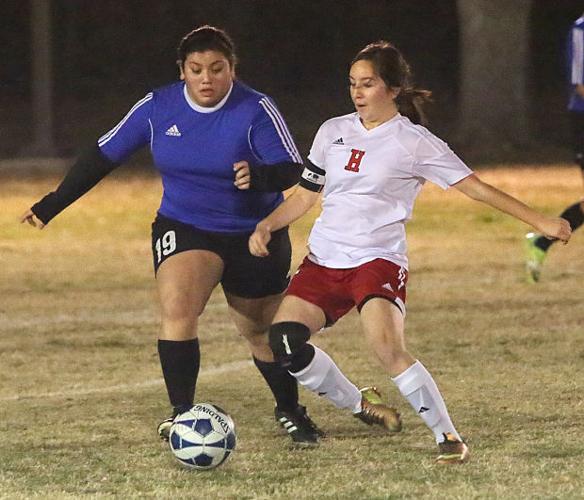 Hanford High Hanford West High girls soccer | Gallery | hanfordsentinel.com