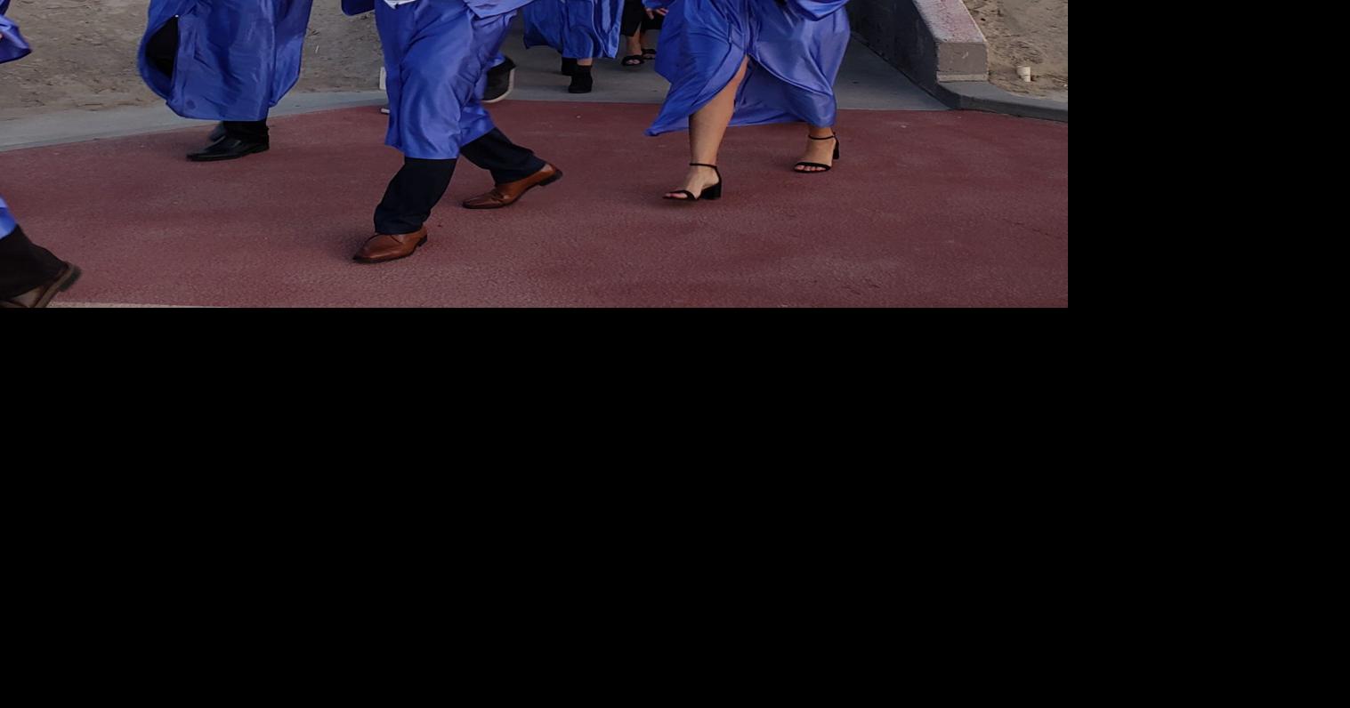 Hanford West graduates | Gallery | hanfordsentinel.com