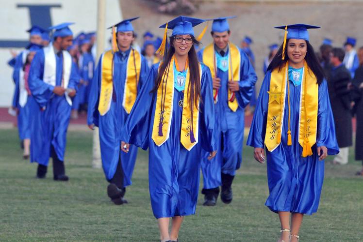 Hanford West Graduation 2015 | Gallery | hanfordsentinel.com