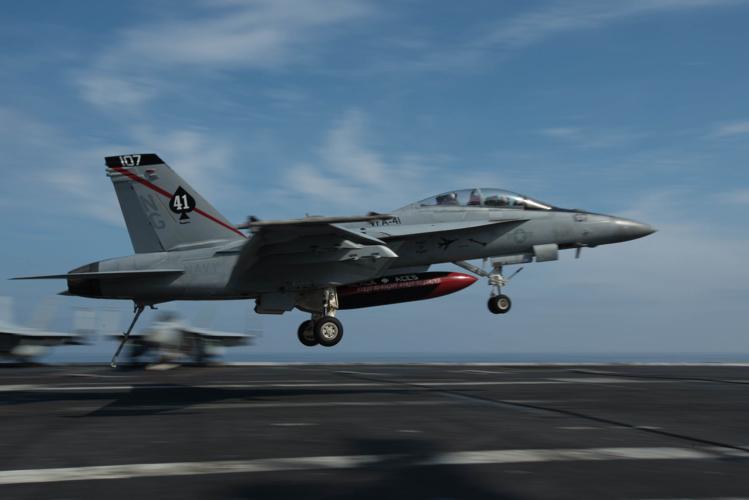 F/A-18E Super Hornet crashes west of Lemoore | Local News ...