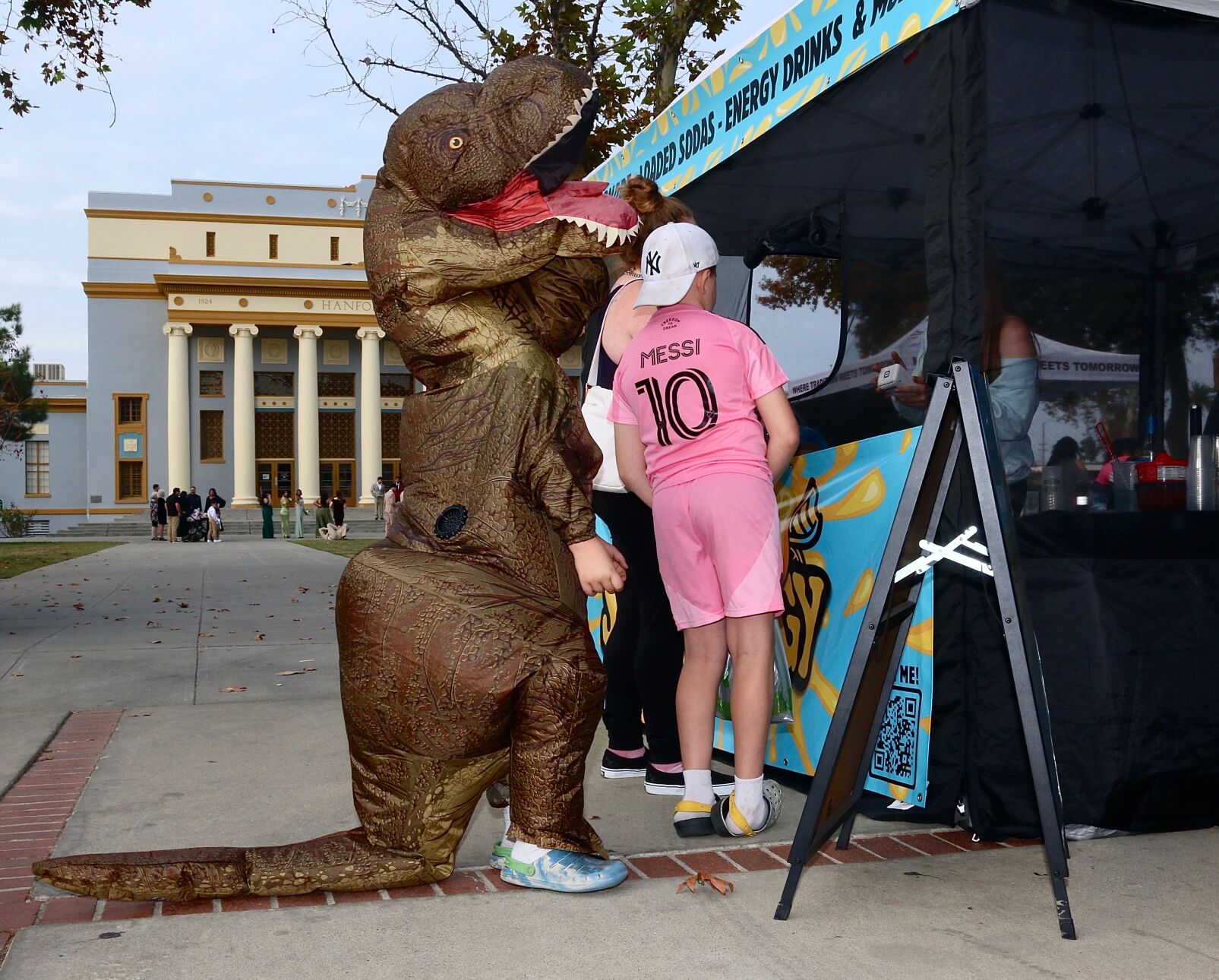 Third annual Halloween Bash ushers in Halloween week | business ...