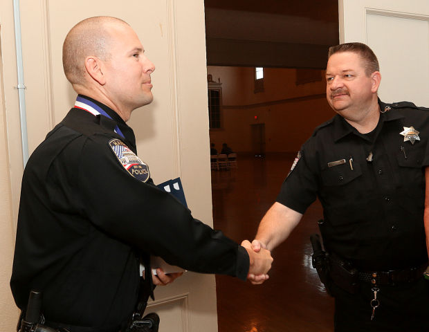Hanford police receive medals | Gallery | hanfordsentinel.com