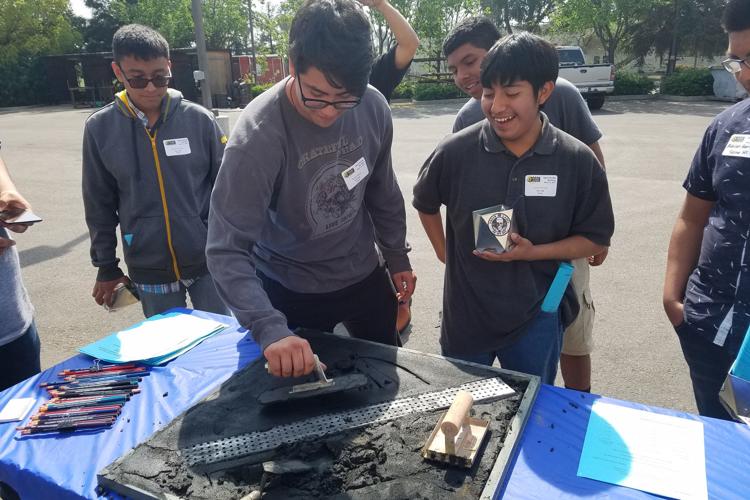 Selma High starts manufacturing class | Local News | Selma / Kingsburg ...