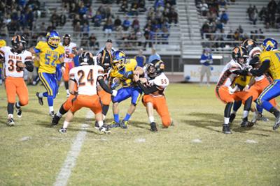 Selma High football falls to Exeter | Selma / Kingsburg ...