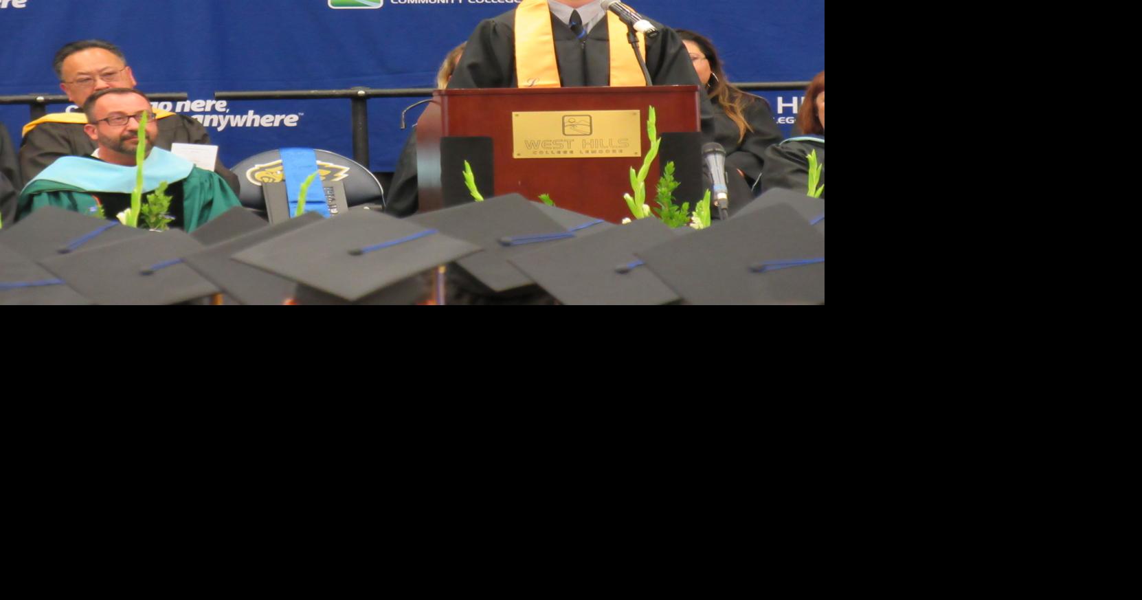 LMCHS Class of 2019 graduates | Local News | hanfordsentinel.com