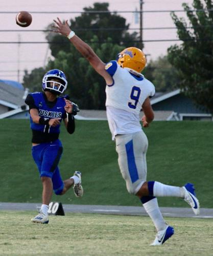 Corcoran High beats Hanford West at the Neighbor Bowl | Sports | Selma ...