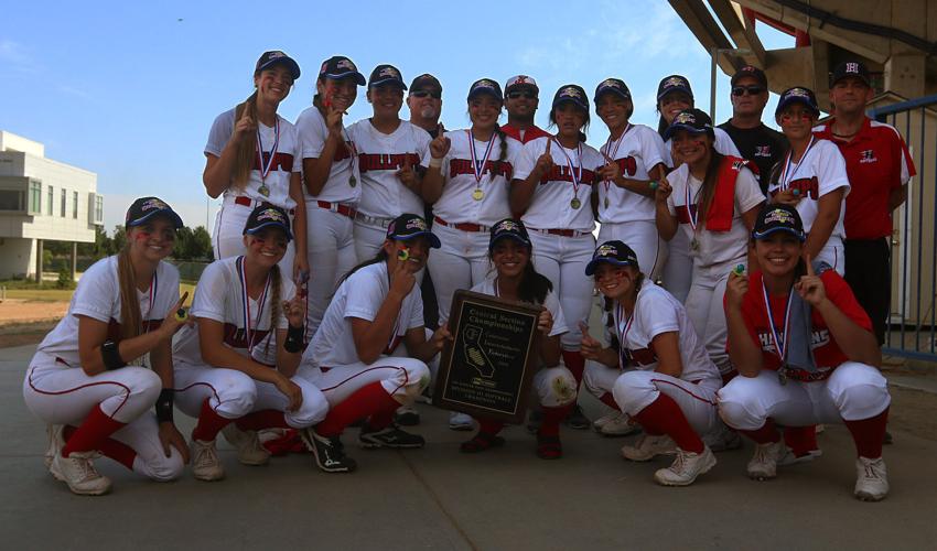 Hanford wins softball section title | Gallery | hanfordsentinel.com