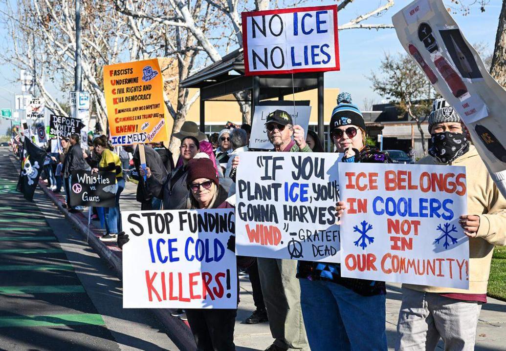 Thousands in Fresno protest ICE actions, killing of Renee Nicole Good ...