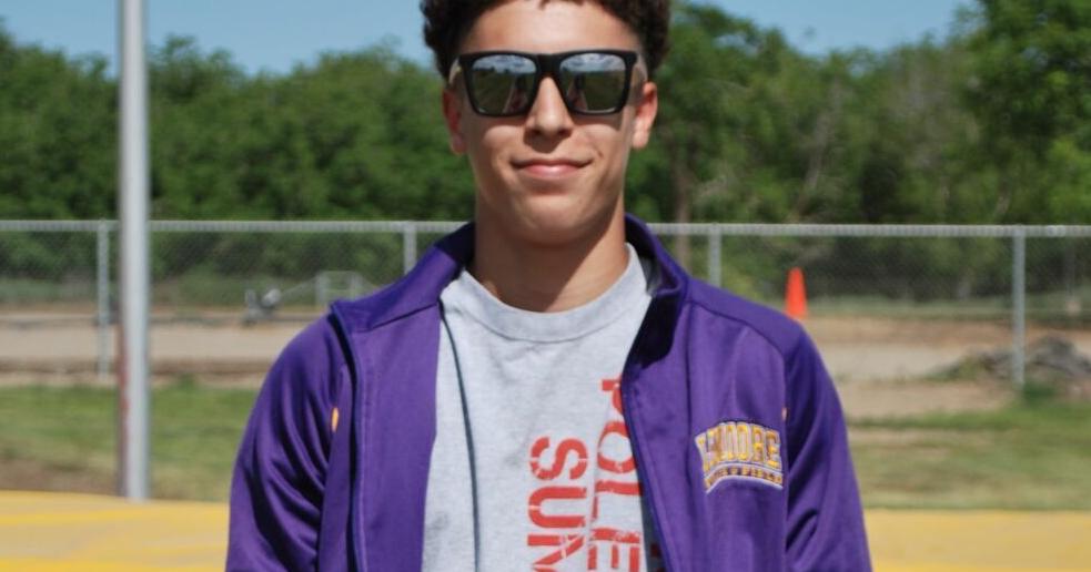 Lemoore High School athlete Shane Bagley breaks pole vault record ...