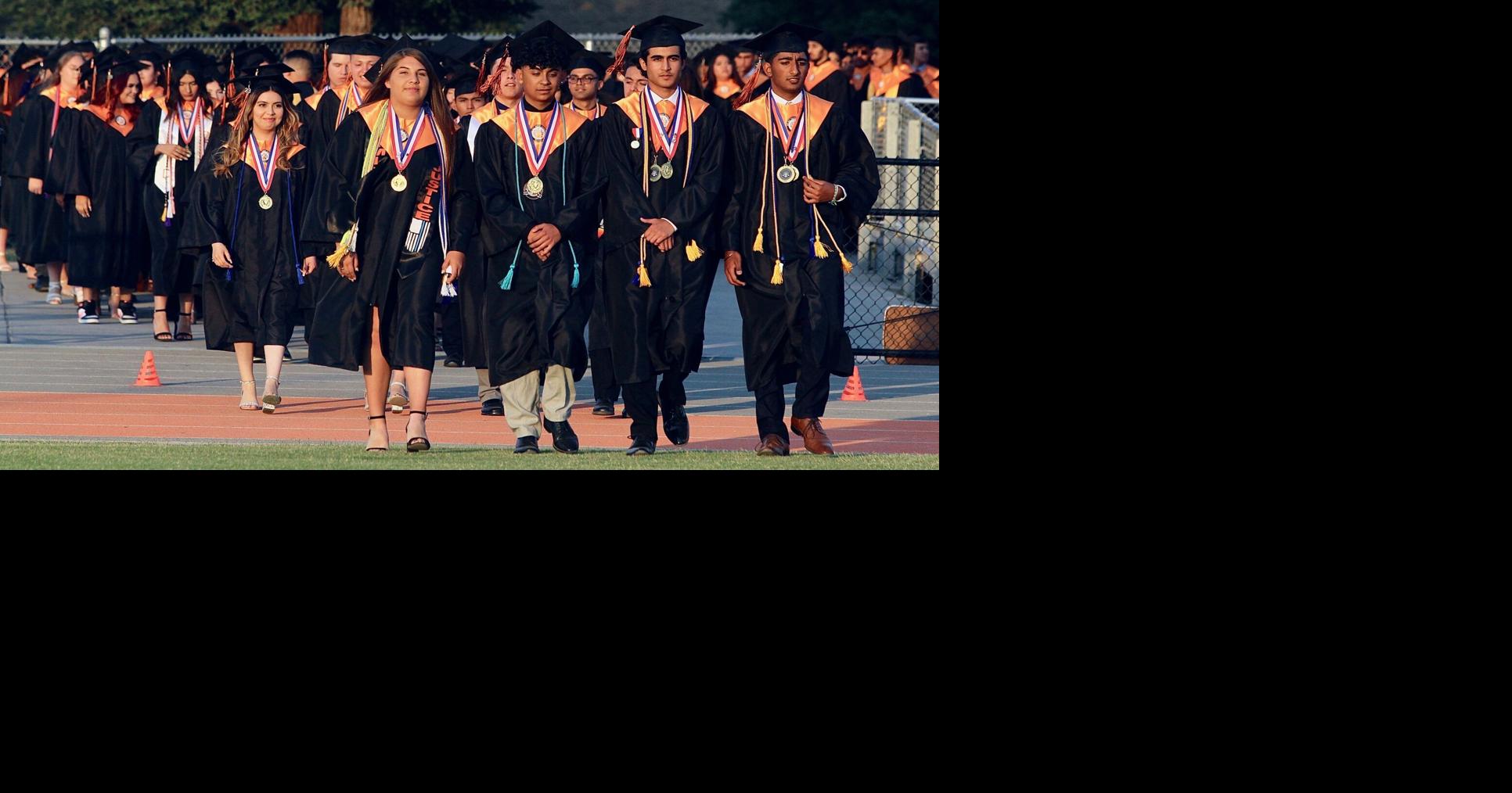 Selma High School graduates celebrate with speeches, fireworks | Local ...