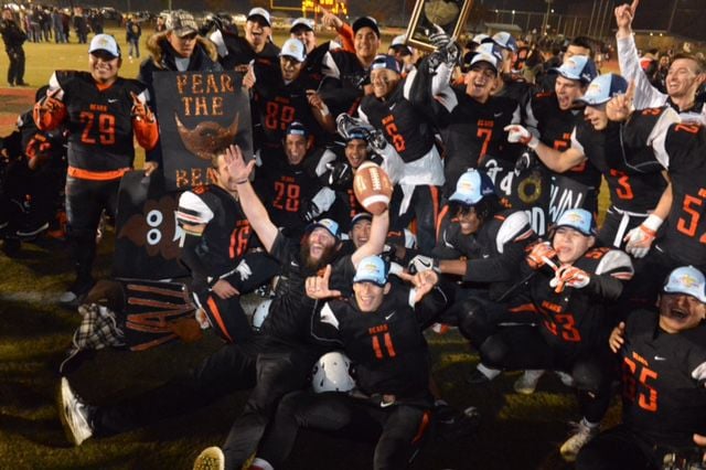 Bears claim Valley football title | Local News | Selma / Kingsburg ...