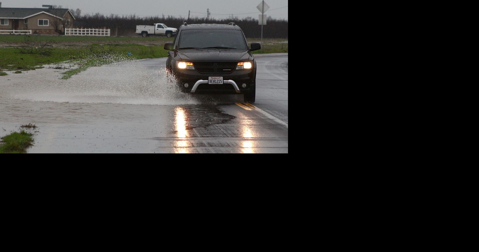 Storm brings rain, wind to Hanford, flood watch in effect | Local News ...