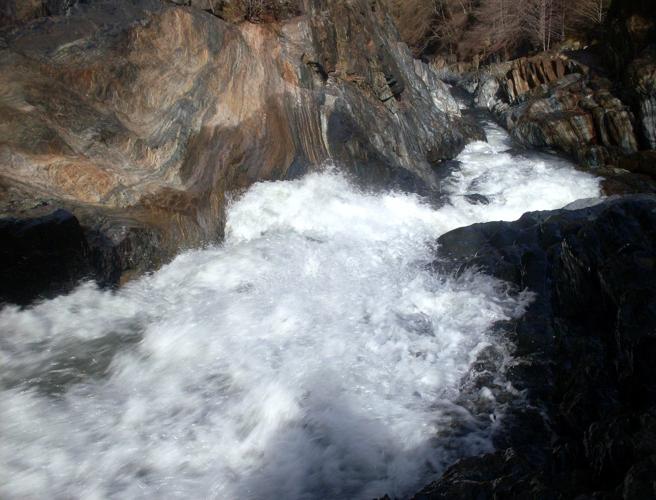 kaweah river drowning