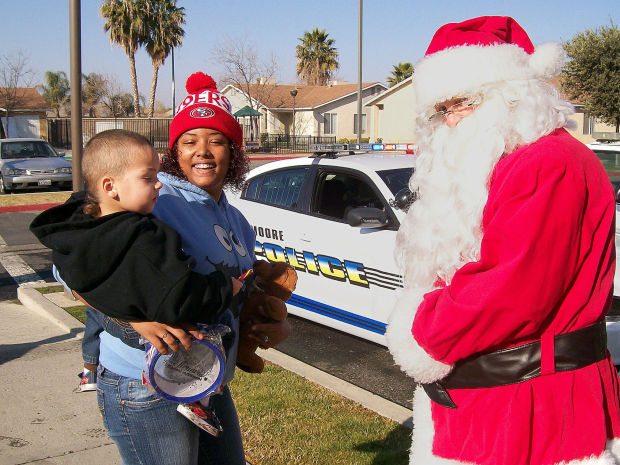 Presents Patrol by Lemoore Police | Gallery | hanfordsentinel.com
