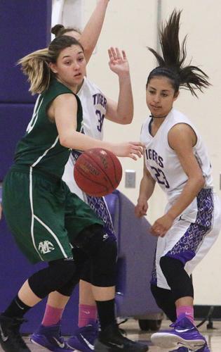 Lemoore El Diamante basketball | Gallery | hanfordsentinel.com