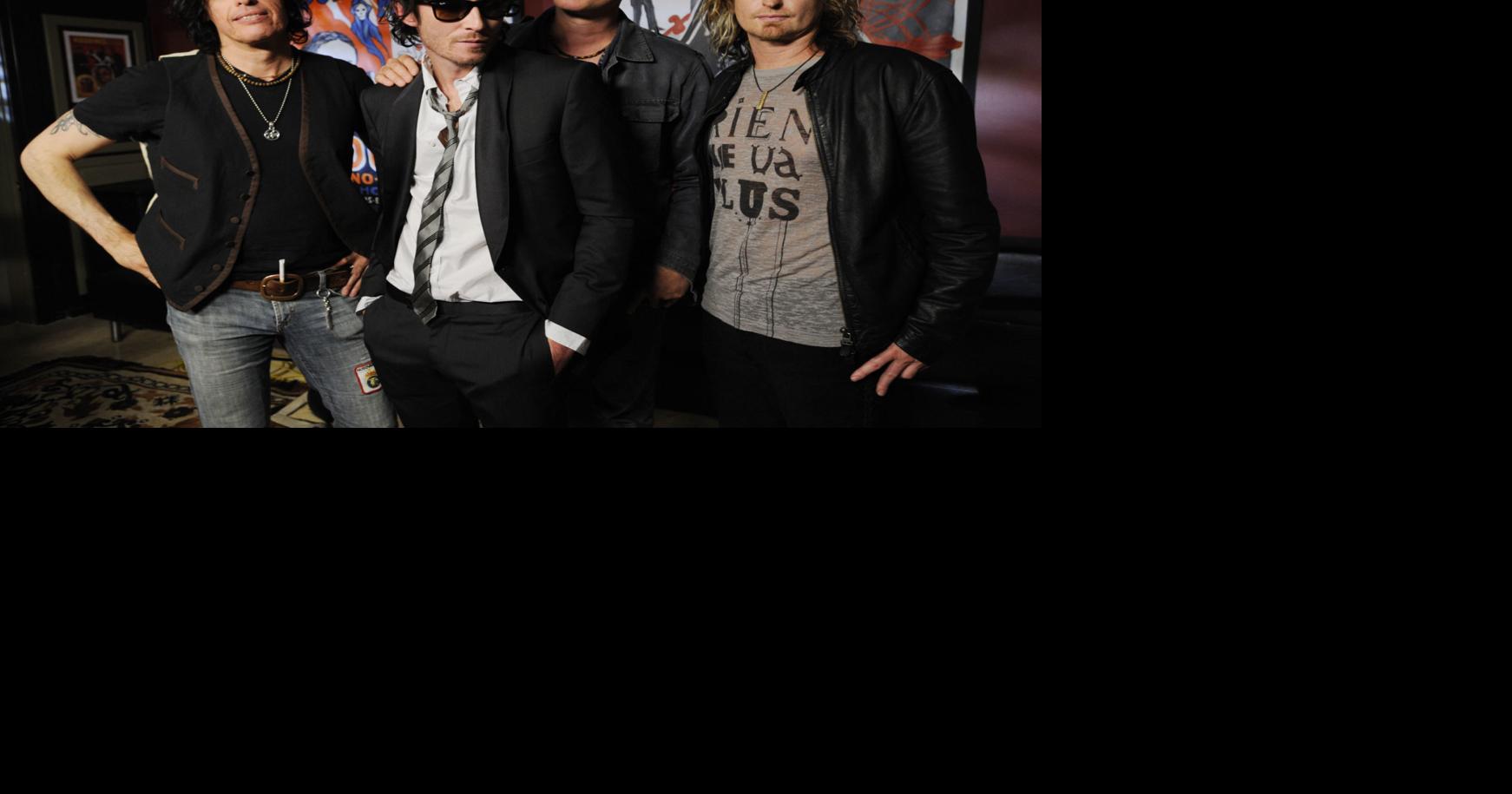 Robert DeLeo, Dean DeLeo, Scott Weiland, Eric Kretz | | hanfordsentinel.com