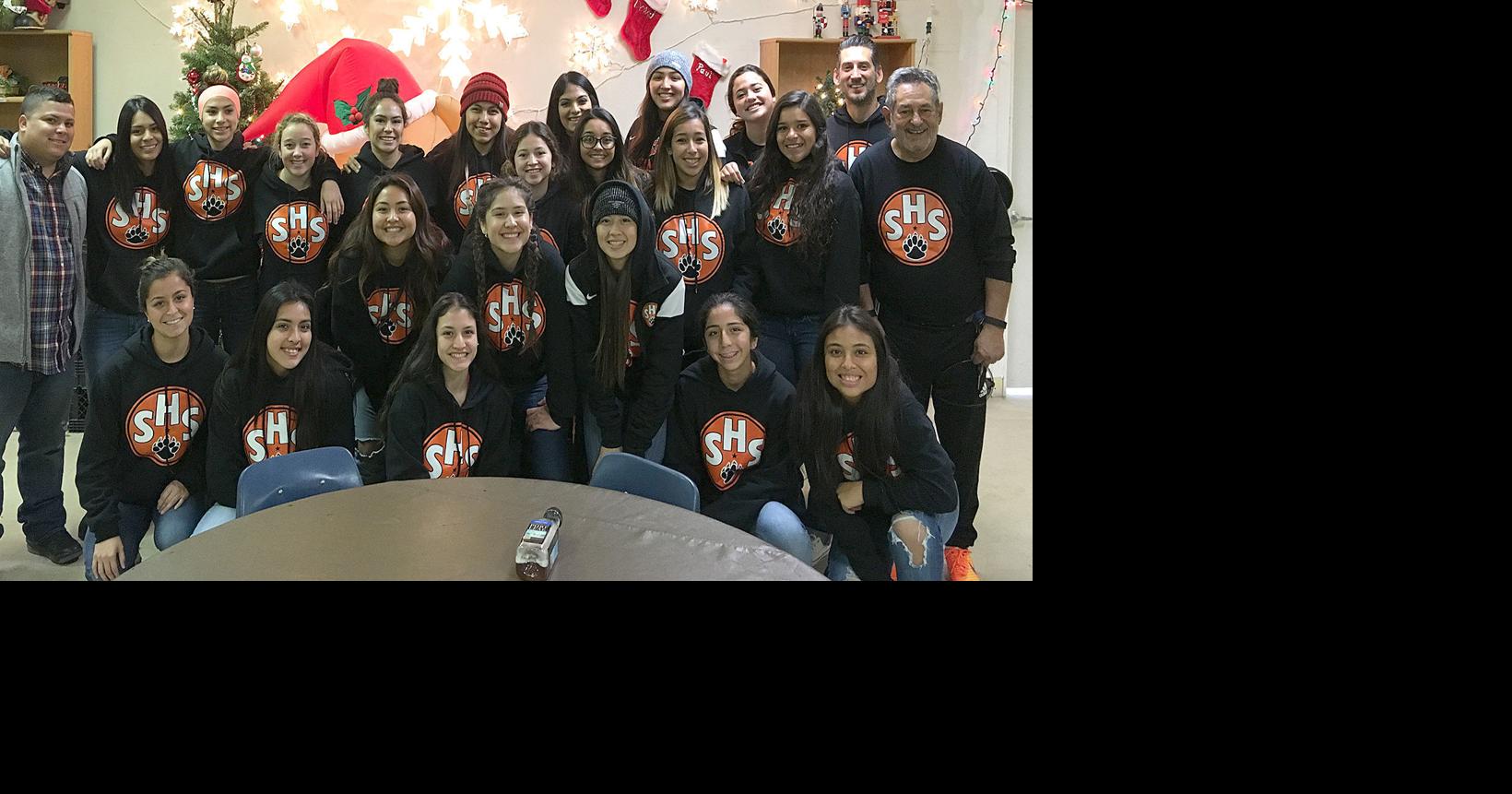 Selma High students volunteer at Poverello House | Local News | Selma ...