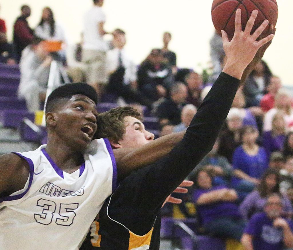 Lemoore Golden West basketball | Gallery | hanfordsentinel.com