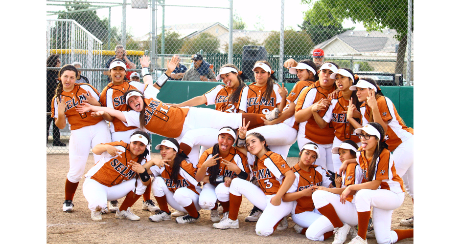 Bears win second league softball title | Local News | Selma / Kingsburg ...