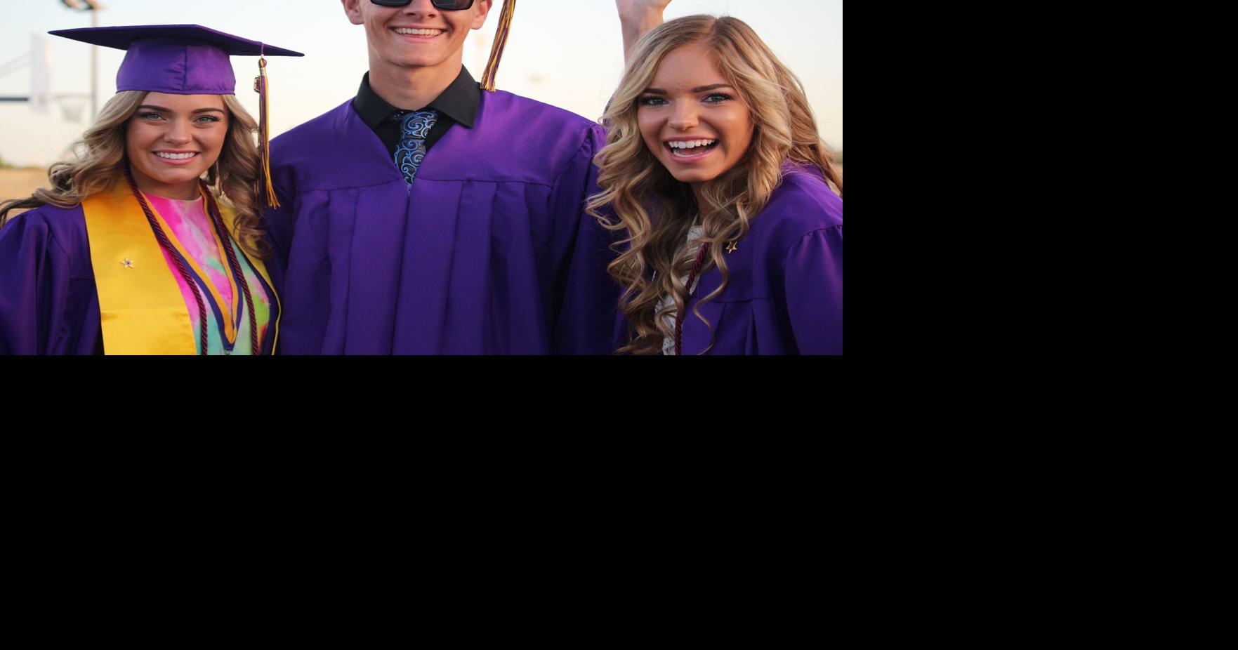 Graduation photos: Lemoore High School | Gallery | hanfordsentinel.com