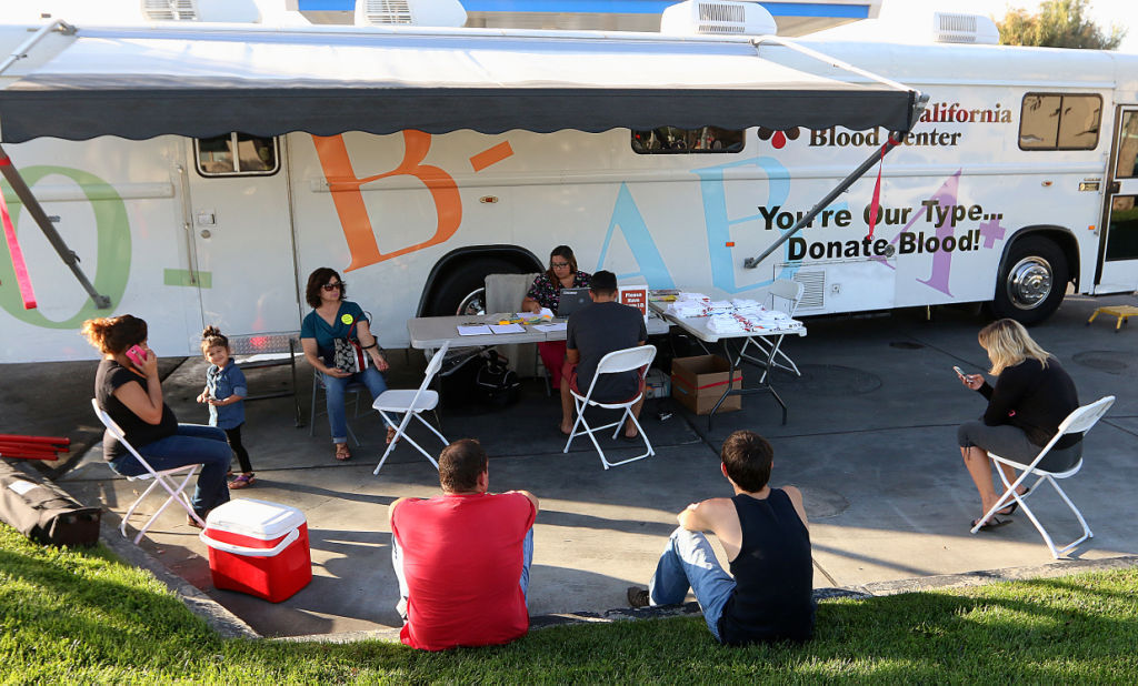 Helping out blood center | Local News | hanfordsentinel.com